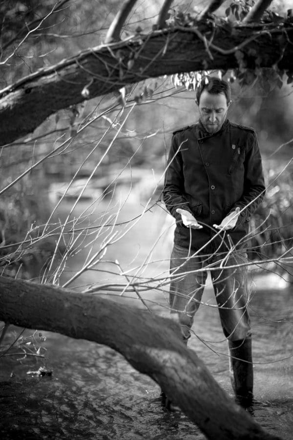 A portrait session with actor Nik Howden in a stream